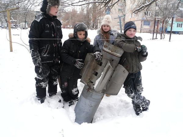 Talk:Mariupol market shelling - A Closer Look On Syria