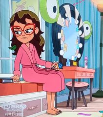 Hailey Banks - Drawn Feet Wiki