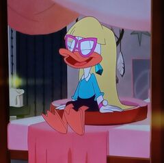 Shirley McLoon - Drawn Feet Wiki