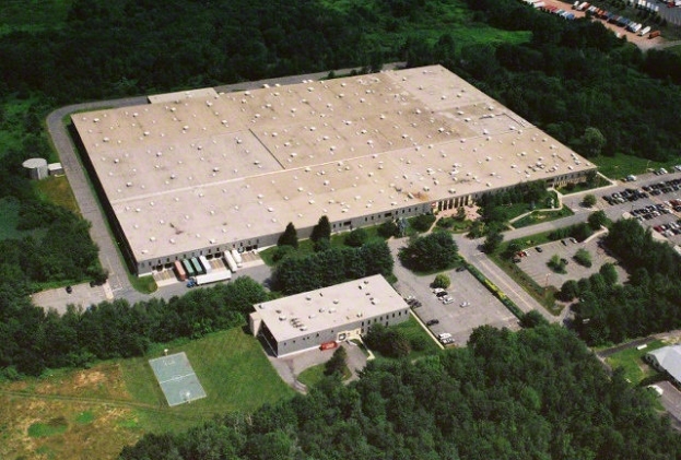 File:LEGO Enfield, Connecticut.jpeg - Brickipedia, the LEGO Wiki