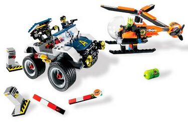 8969 4-Wheeling Pursuit - Brickipedia, the LEGO Wiki