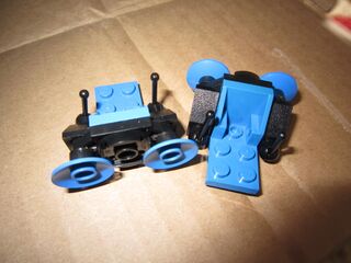 6986 Mission Commander - Brickipedia, the LEGO Wiki