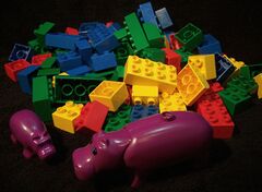 2488 Happy Hippo Build 'n Store - Brickipedia, the LEGO Wiki