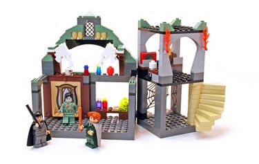 4752 Professor Lupin's Classroom - Brickipedia, the LEGO Wiki