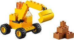 10698 LEGO Large Creative Brick Box - Brickipedia, the LEGO Wiki