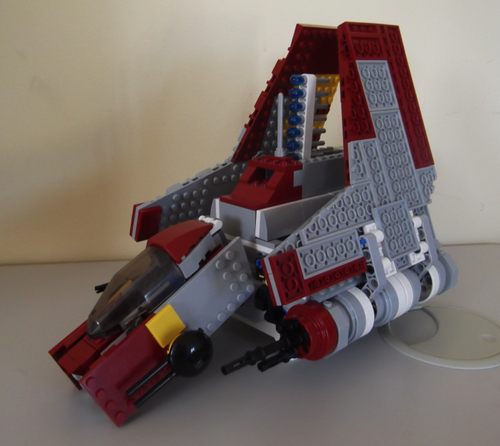Review:8019 Republic Attack Shuttle - Brickipedia, the LEGO Wiki