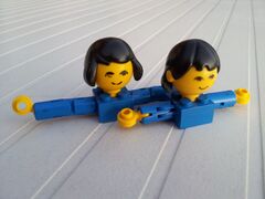 Homemaker Figure - Brickipedia, the LEGO Wiki