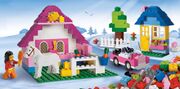 5560 Large Pink Brick Box - Brickipedia, the LEGO Wiki