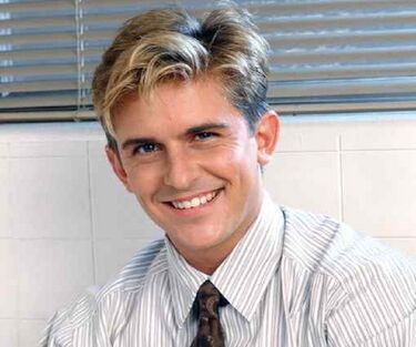 Charlie Schlatter - LEGO Batman Wiki