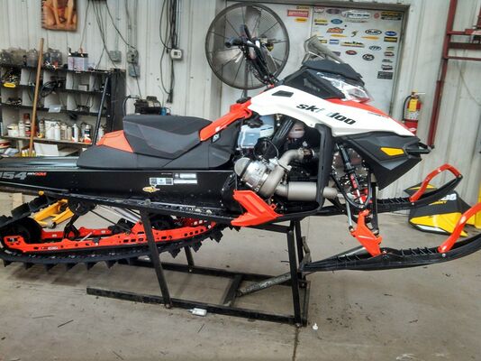 UICSC Efficient Turbocharged Two-Stroke Engine - Mindworks