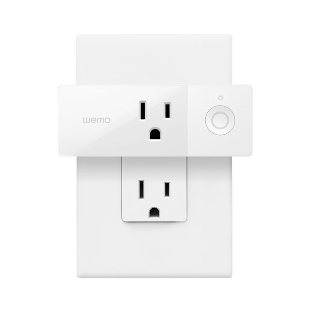 Belkin WeMo Mini Smart Plug (F7C063) - TechInfoDepot